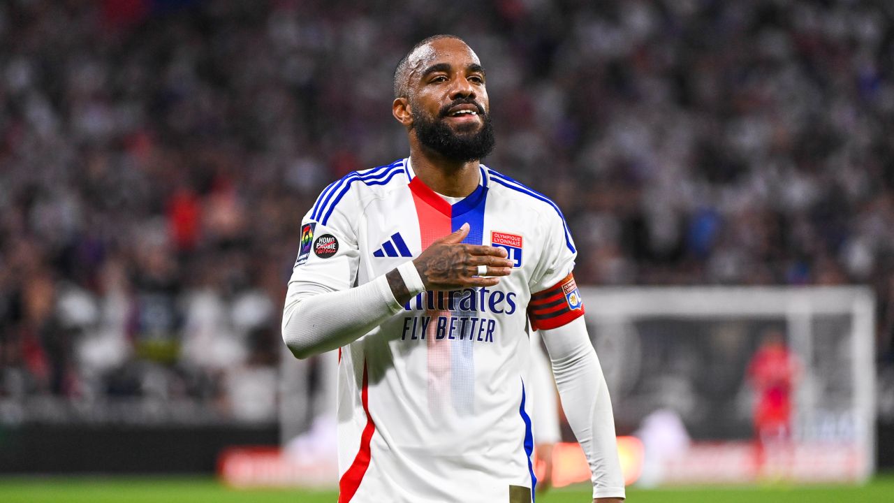 JO 2024 : Alexandre Lacazette dévoile les coulisses de son retour à Clairefontaine