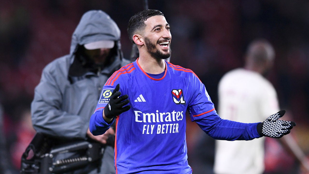 Saïd Benrahma félicite les dirigeants de l'OL