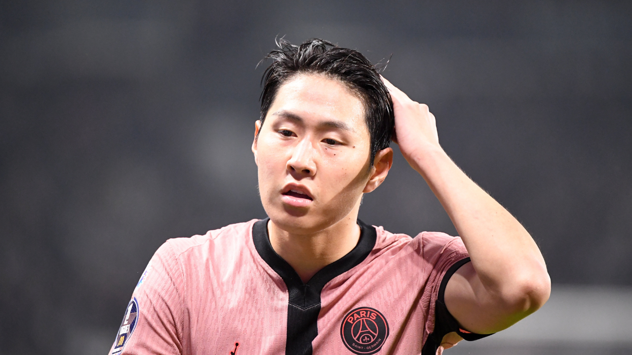 PSG : Luis Enrique doit-il titulariser Kang-in Lee plus souvent