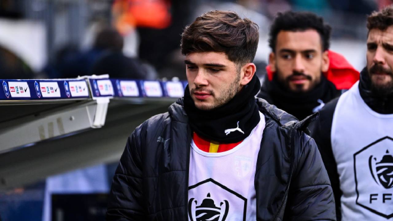 Mercato Lens : un milieu de terrain file en Pologne (Officiel)