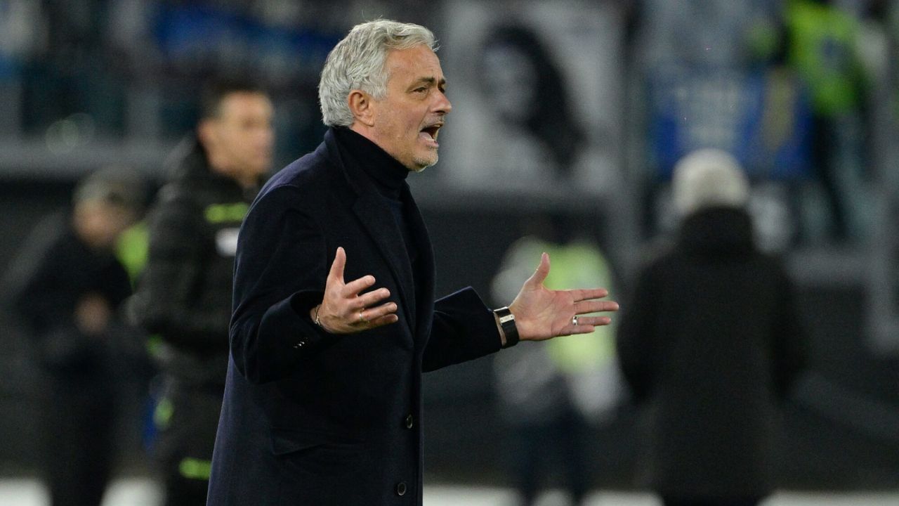 Mercato : José Mourinho n’est plus l’entraîneur de l’AS Rome (Officiel)