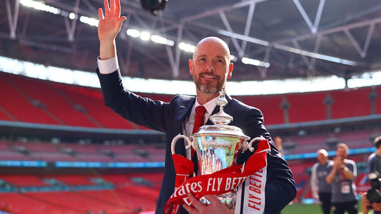 Manchester United : avant son départ, Erik Ten Hag envoie un dernier ...