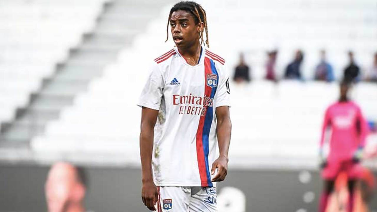 Mercato : l'OL prolonge Barcola (officiel)