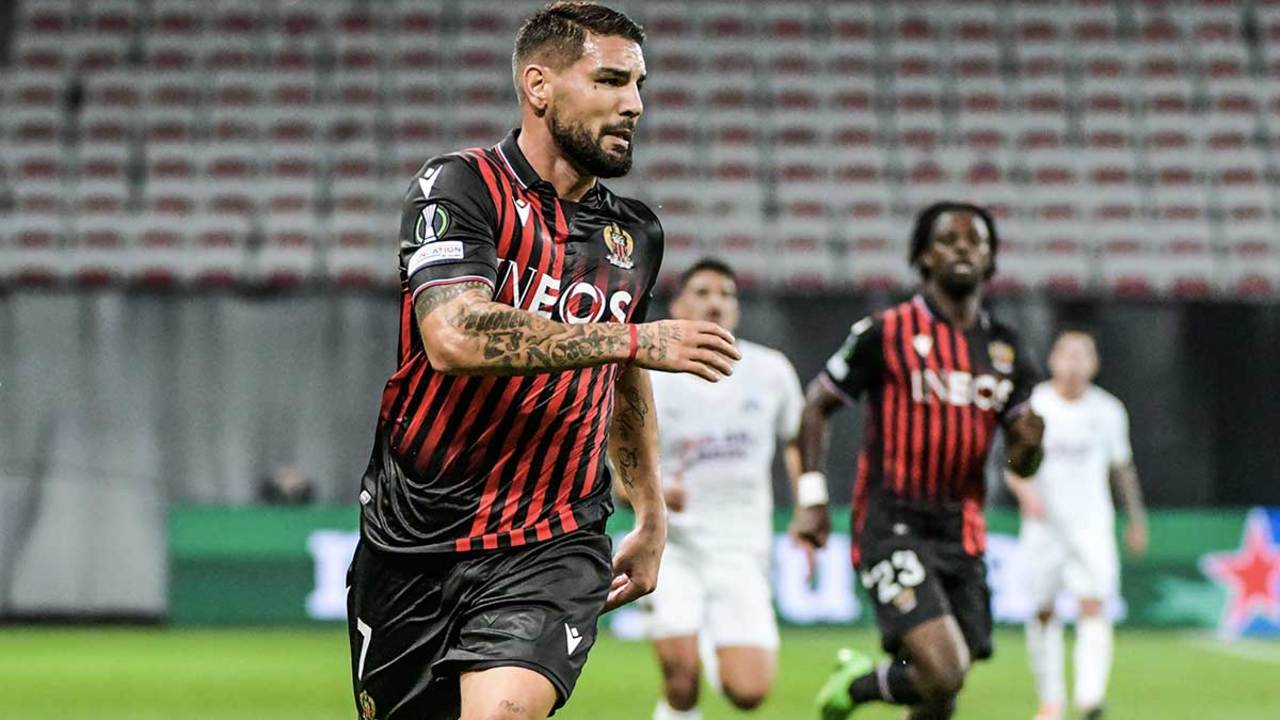 Mercato Nice : un club français en discussion pour Delort