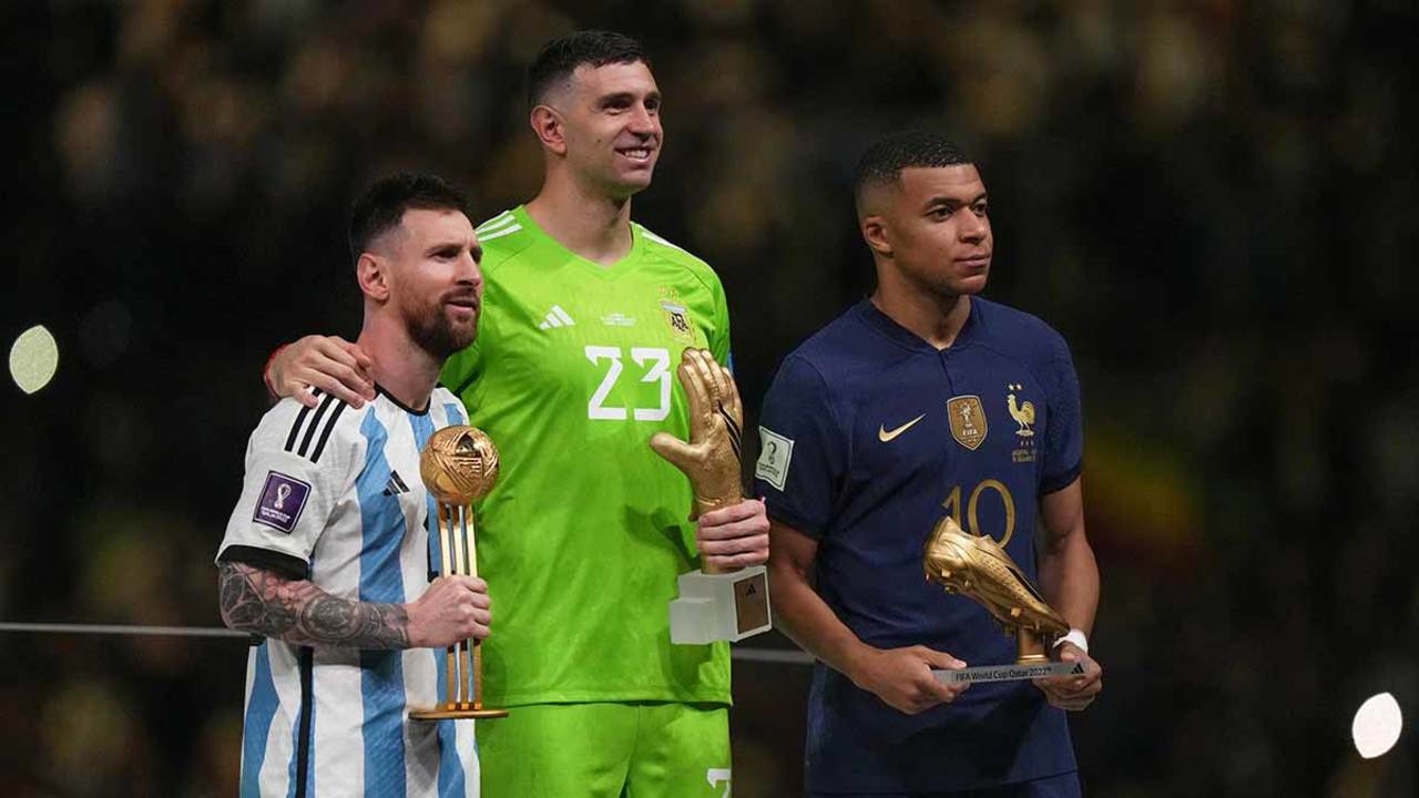 France-Argentine : Emiliano Martinez justifie ses chambrages sur Mbappé