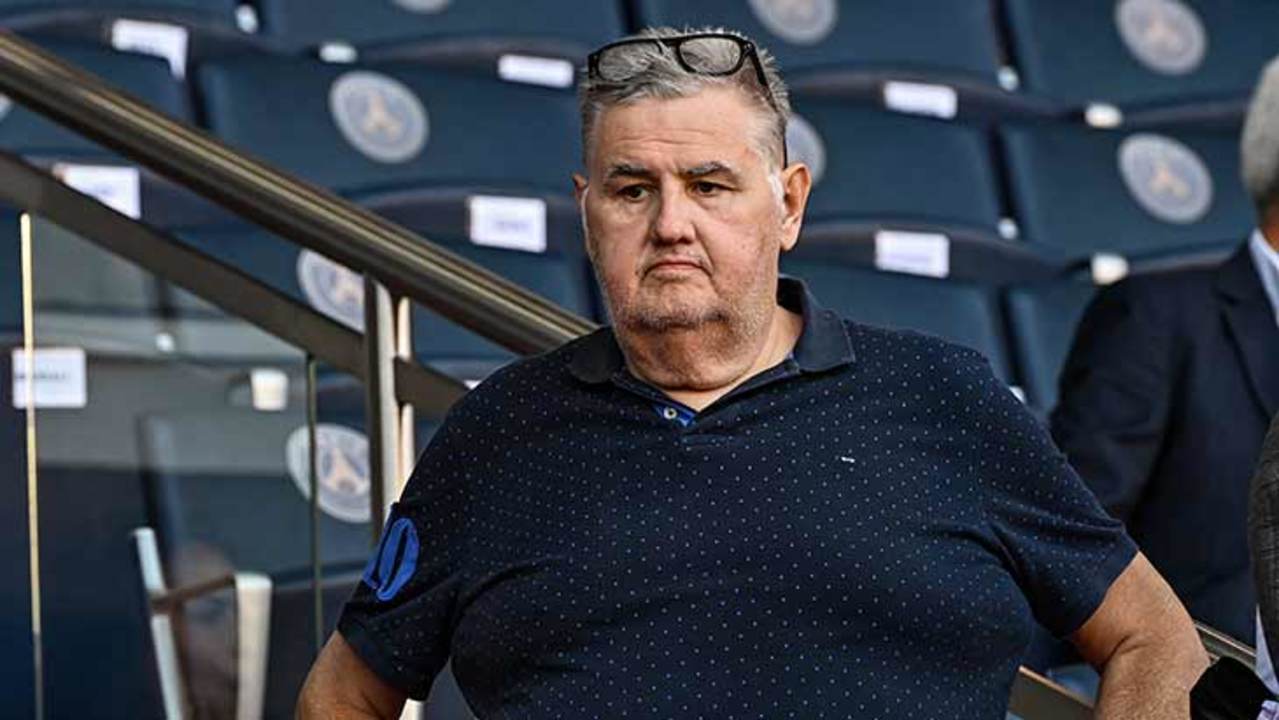 Pierre Ménès est parti de Canal avec un gros chèque