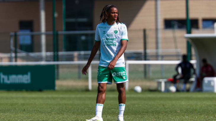 Mercato Saint-Etienne : un jeune crack prolonge chez les Verts