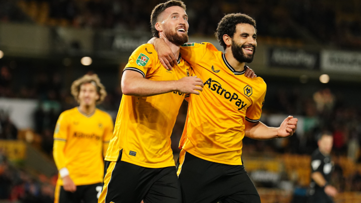 Mercato PSG : Un défenseur de Premier League dans le viseur de Paris