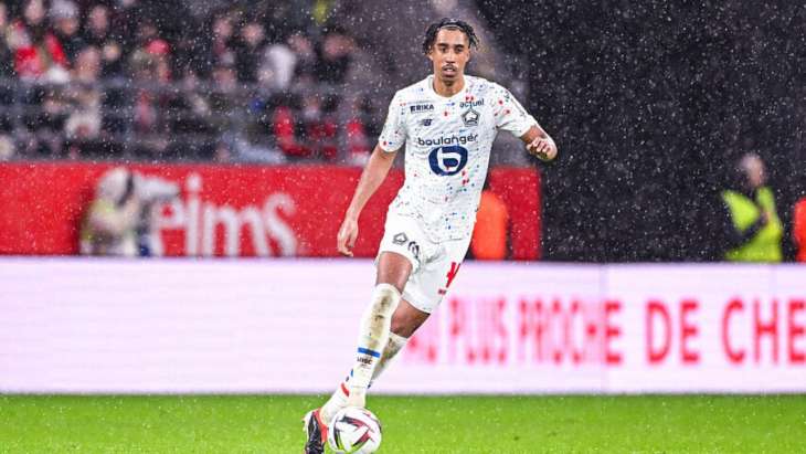 La presse espagnole confiante pour la signature de Leny Yoro (Lille) au ...